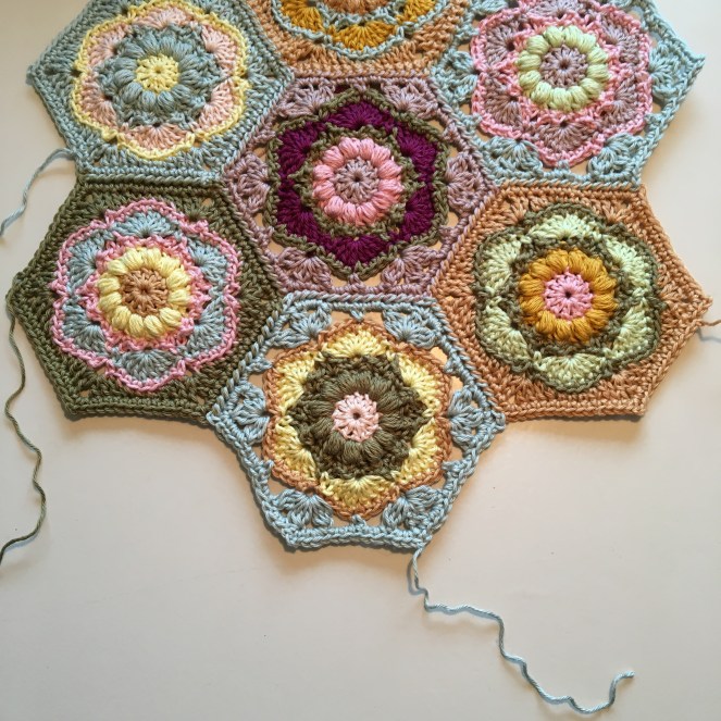 Merry-Go-Round Hexagon – Mijo Crochet